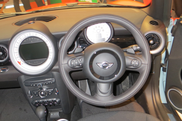 BMW MINI CLUBVAN 05 画像｜荷物がもっとも積めるBMW MINI CLUBVANデビュー！ 価格は282万円 ...