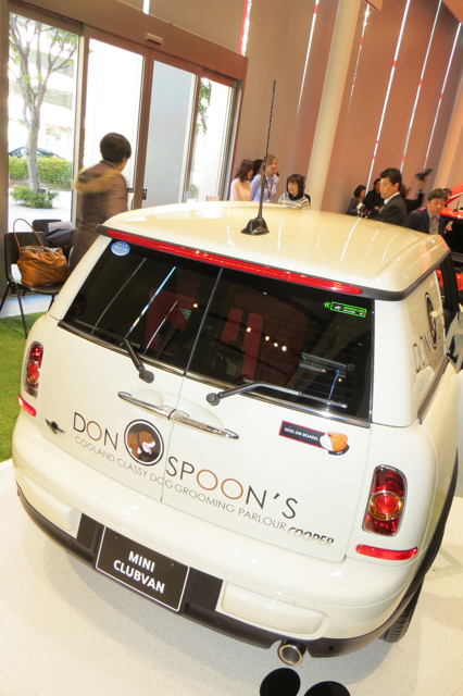 BMW MINI CLUBVAN 06 画像｜荷物がもっとも積めるBMW MINI CLUBVANデビュー！ 価格は282万円 ...