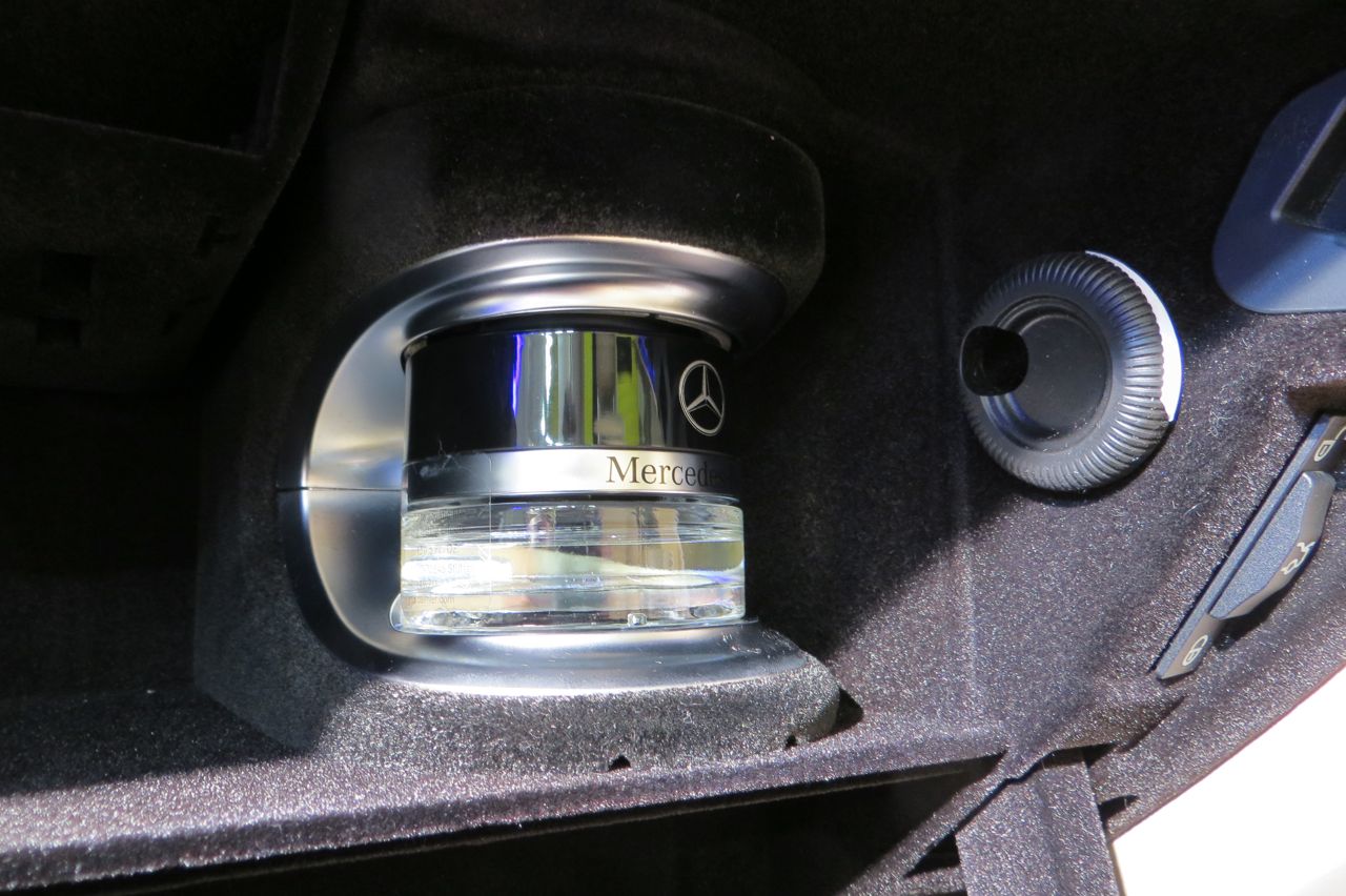 Merchedes-Benz_New_S-class_36 画像｜メルセデス・ベンツ新型「Sクラス」画像ギャラリー － 「最高の自動車」価格は ...