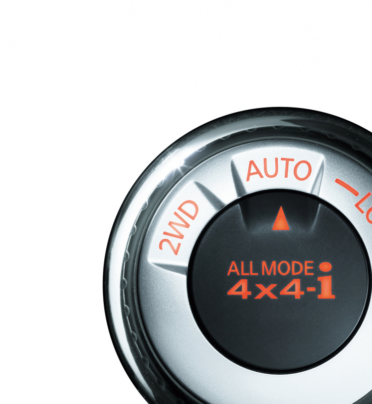 x-trail_005 画像｜5乗りだけでなく7人乗りも用意するミドルサイズSUV | clicccar.com