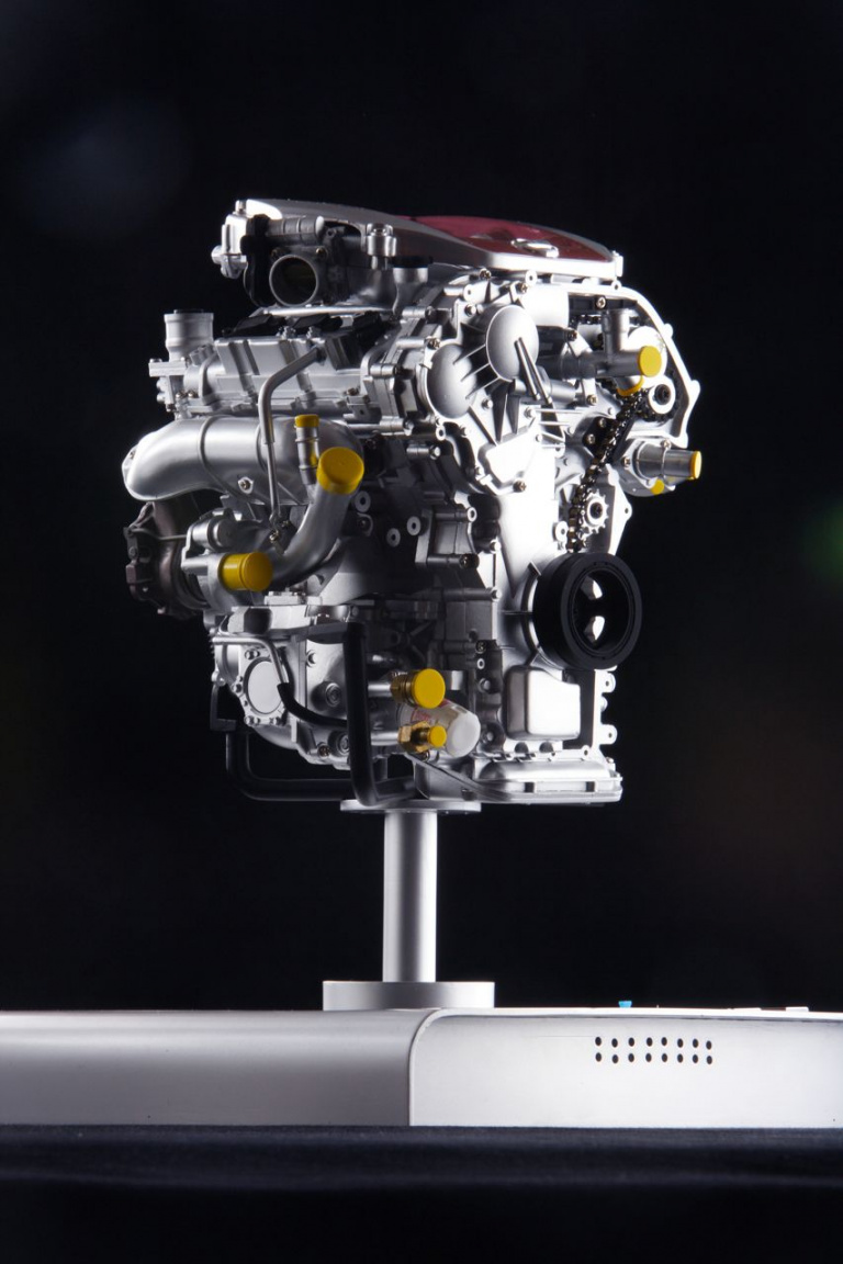 GT-R ENGINE_02 画像｜わかりますか? ホントのGT-R用エンジン音は??? | clicccar.com
