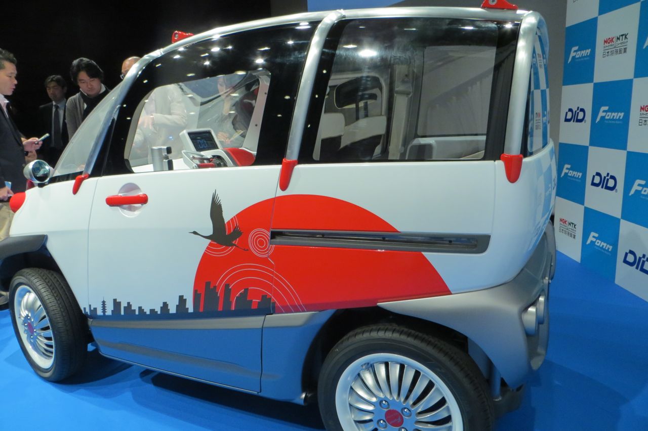 FOMM_consept_One_30 画像｜水に浮く小型EV「FOMMコンセプトOne」が水に浮くわけは？ | clicccar.com