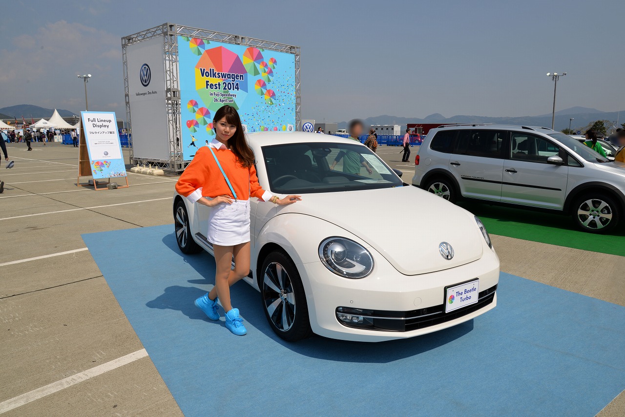 Volkswagen Fest 2014012 画像｜VW Fest 2014で見つけたカワイイ系女子特集！ | clicccar.com