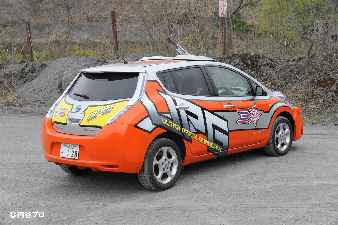 nissan_ultra_leaf08 画像｜「ウルトラマンギンガS」で日産の電気自動車が活躍! | clicccar.com