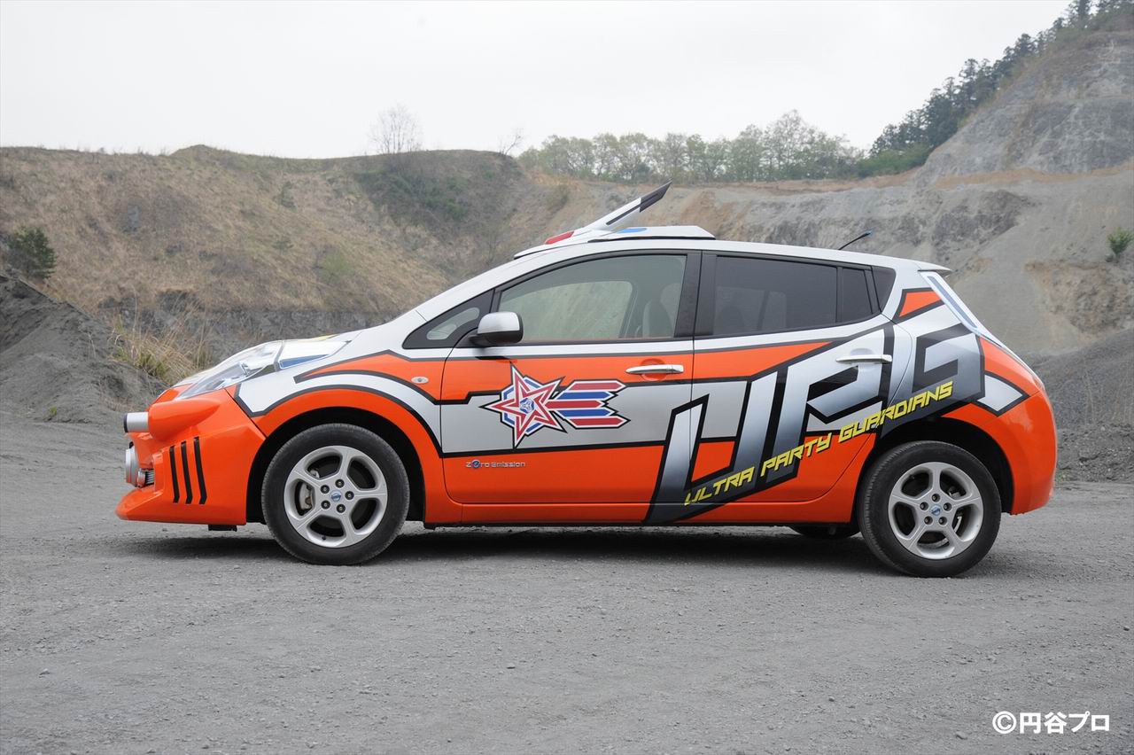 nissan_ultra_leaf09 画像｜「ウルトラマンギンガS」で日産の電気自動車が活躍! | clicccar.com