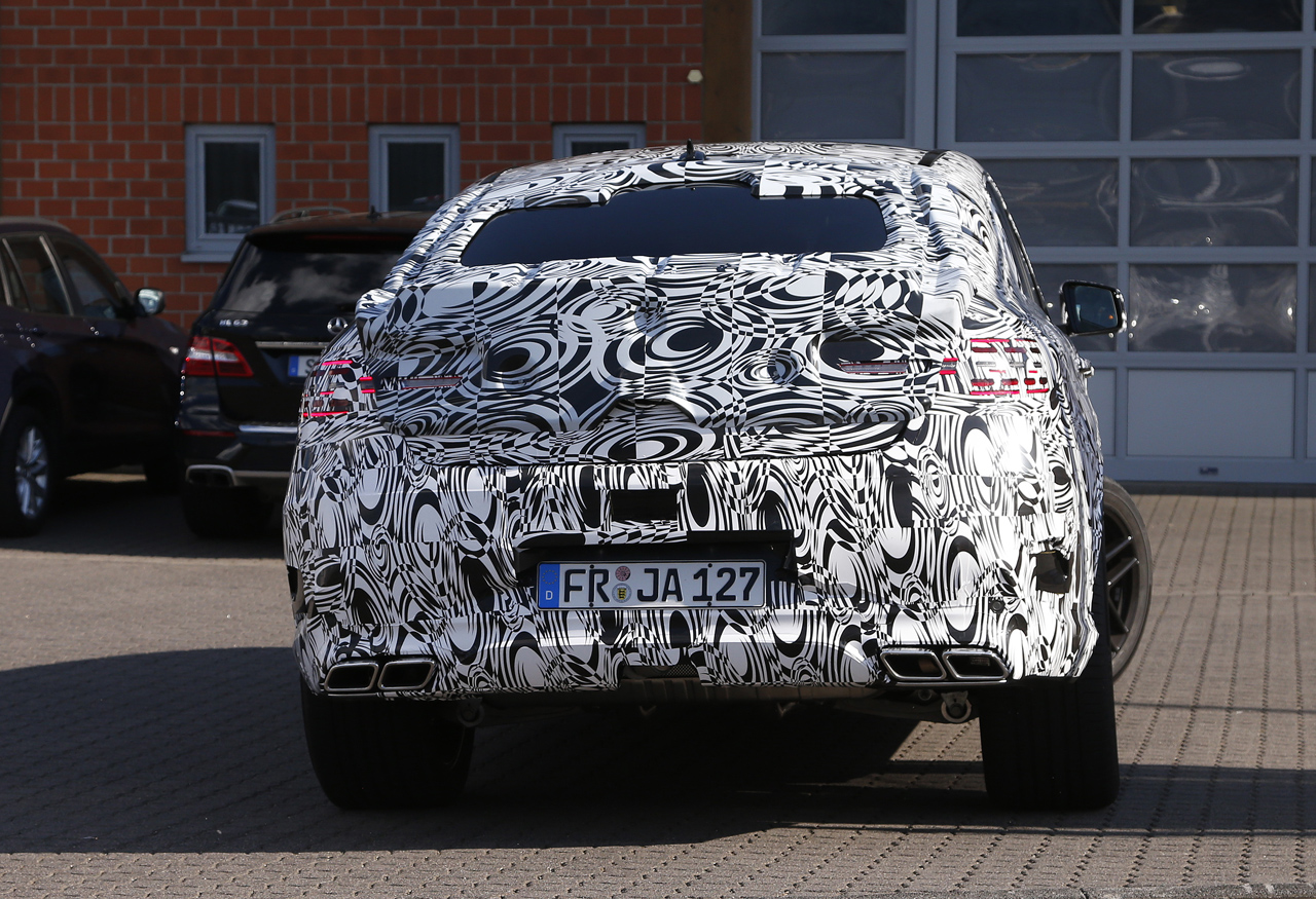 Mercedes MLC63 AMG 3 画像｜ダウンサイジングでも馬力アップしたベンツMCL 63 AMG | clicccar.com