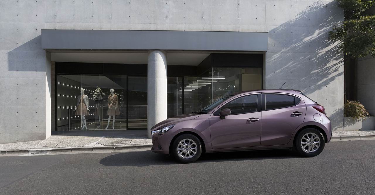 demio_color93 画像｜マツダ新型「デミオ」画像ギャラリー ─ 渾身の小排気量ディーゼル、SKYACTIV-D 1.5に注目 ...
