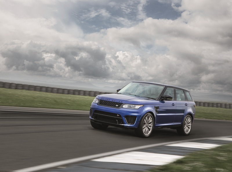 RRS_SVR_EXT_DRI_1 画像｜ランドローバー史上最速「レンジローバー・スポーツSVR」はニュル最速SUV | clicccar.com