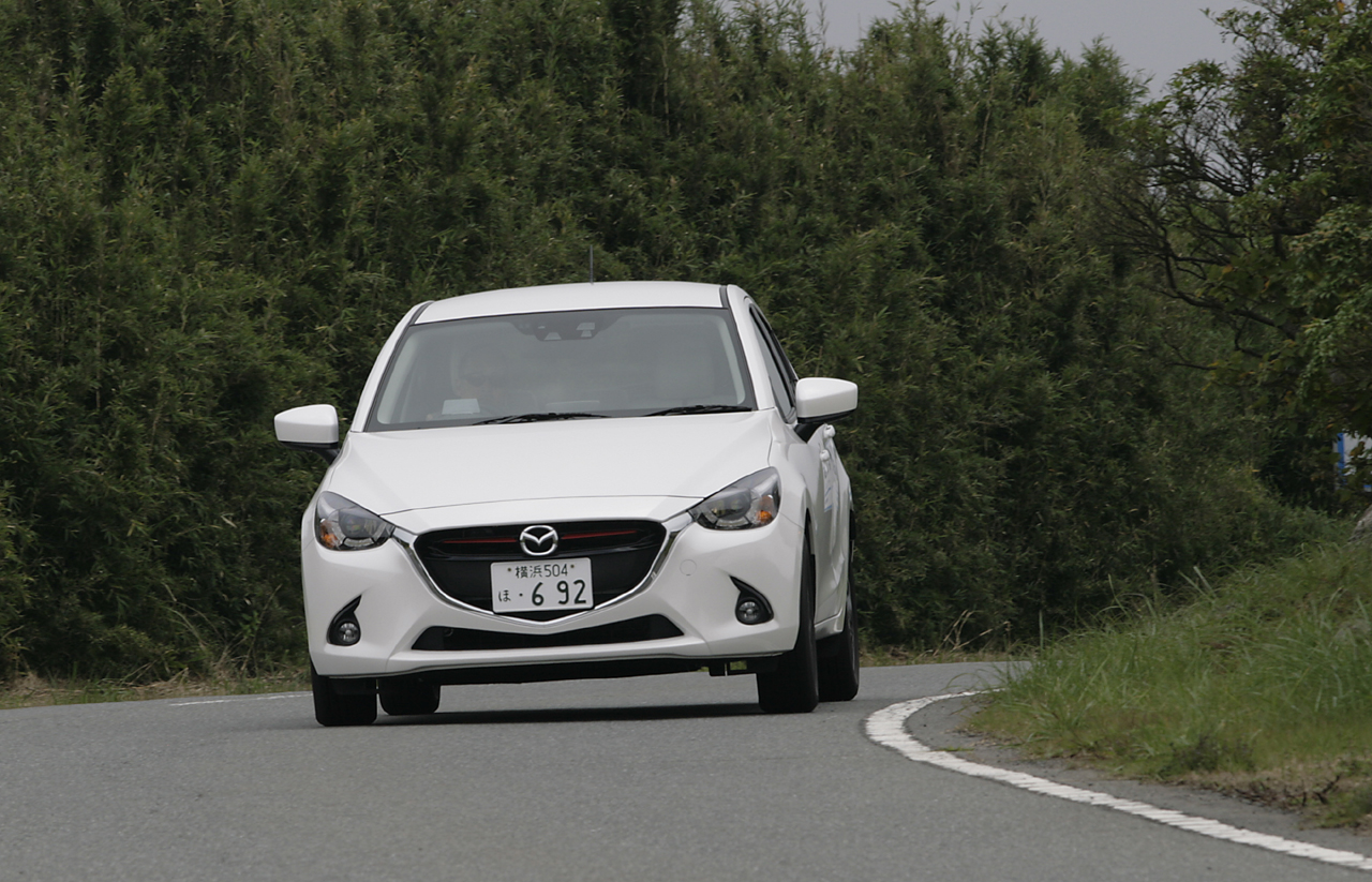 demio_d_MT_0955 画像｜マツダ新型「デミオ」公道試乗。Dはディーゼルらしく、Gはガソリンらしく | clicccar.com