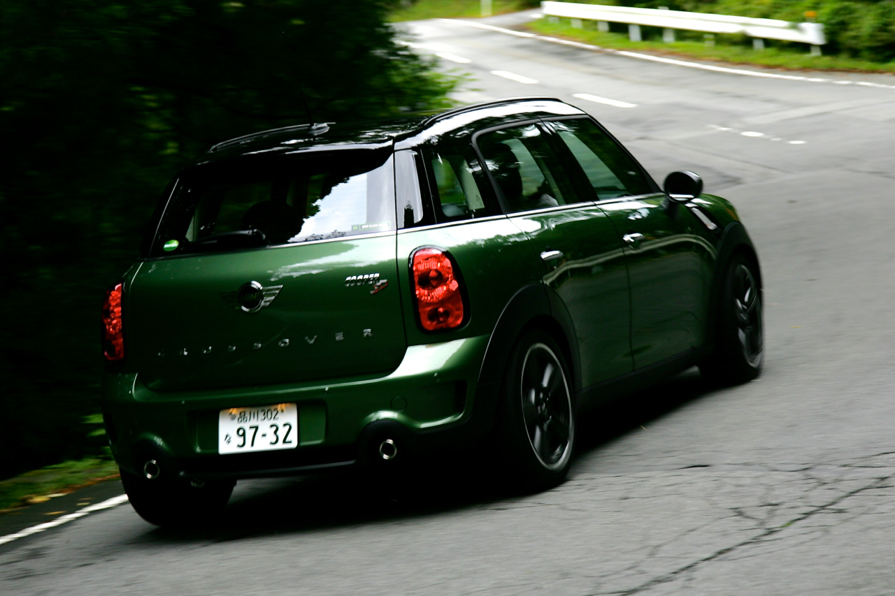MINI Cooper SD CROSSOVER_25 画像｜もはやMINIじゃない! ミニ＋ディーゼルの組み合わせ?【MINI Cooper ...