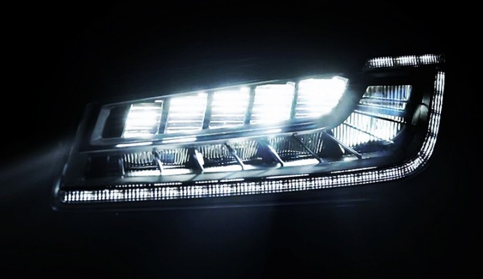 Audi_A8_MATRIX_LED 画像｜トヨタが夜間走行時の事故低減に向けた次世代ランプを開発! | clicccar.com