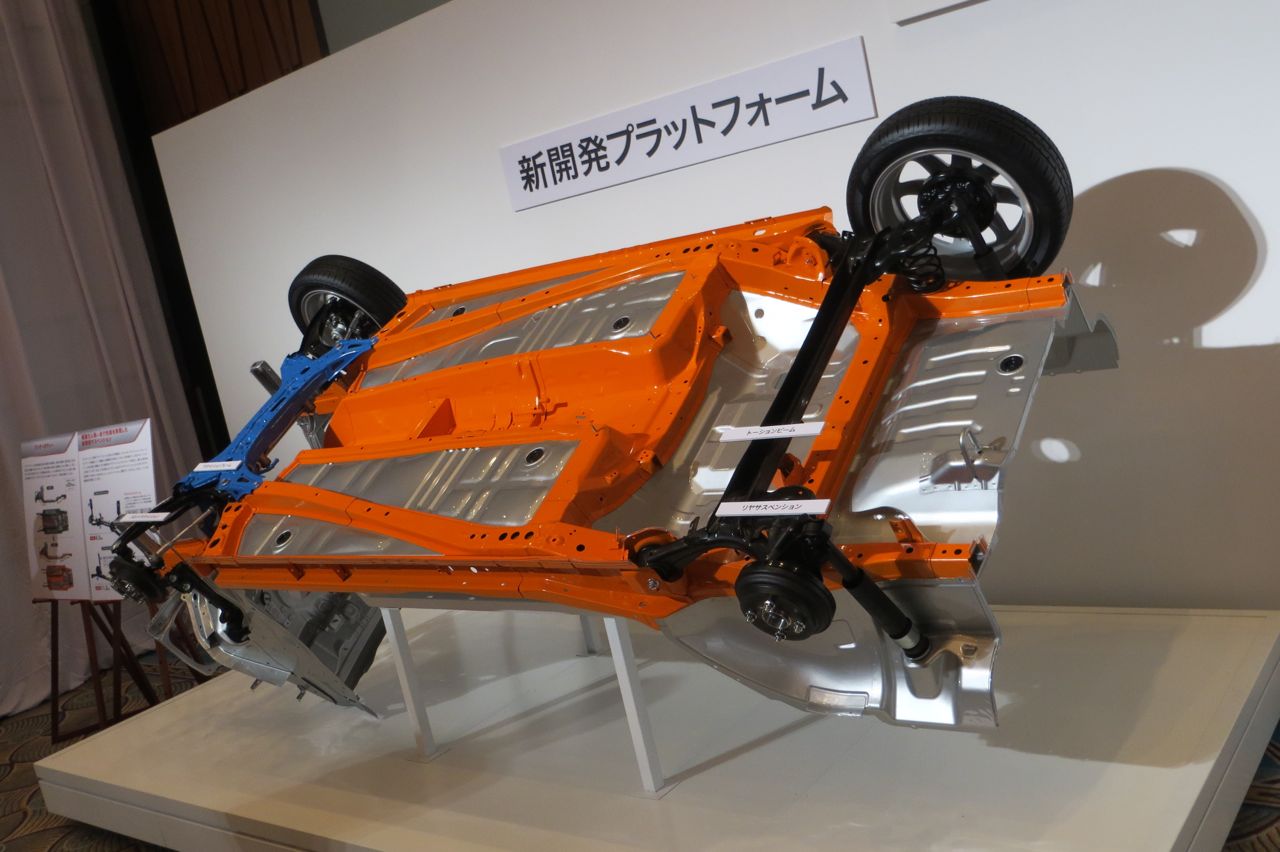 ALTO&Becky_050 画像｜スズキ・アルトにターボが待機、発売予定は2015年3月！ | clicccar.com