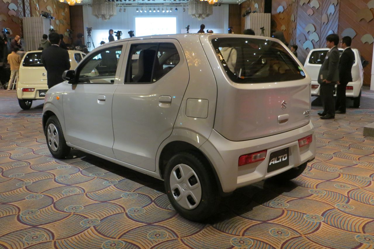 ALTO&Becky_020 画像｜2014年の軽自動車ナンバーワンはスズキ | clicccar.com
