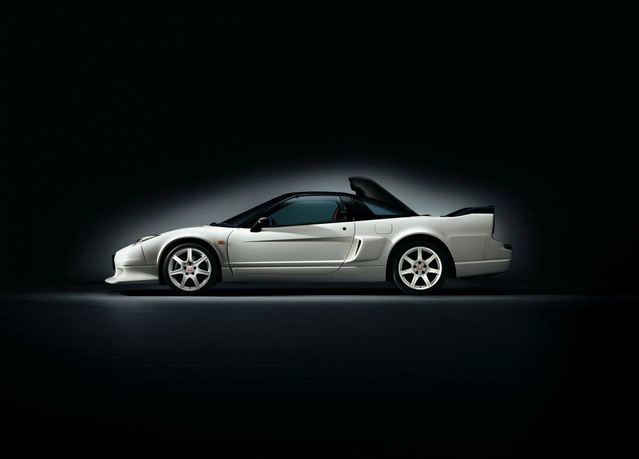 New_NSX_02 画像｜速報！ 新型ホンダ・NSX画像ギャラリー ─ 一冊に込められた写真をお届け！ | clicccar.com