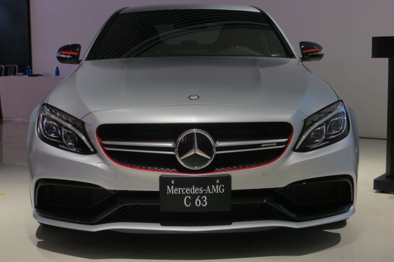 AMG C63_14 画像｜メルセデスAMGに生まれ変わったC63はV8ターボで価格1195万円より | clicccar.com
