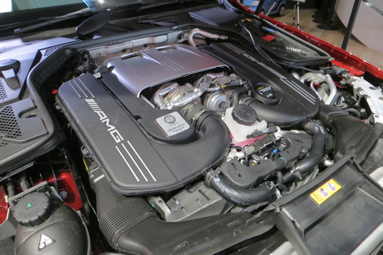 AMG C63_86 画像｜メルセデスAMGに生まれ変わったC63はV8ターボで価格1195万円より | clicccar.com
