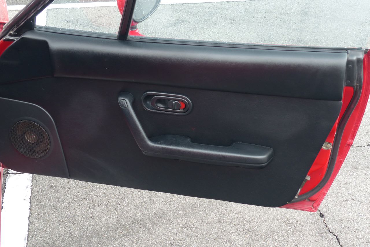 NA_Roadster_46 画像｜写真で見る新型ロードスターNDと初代NAの違い【外観編】 | clicccar.com