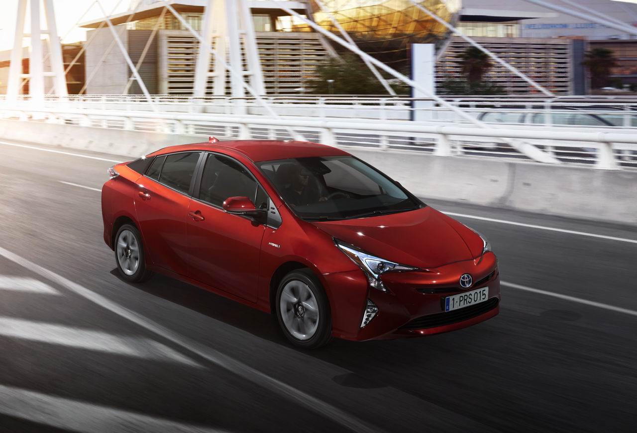 euro_prius_2015012 画像｜新型プリウス「燃費4.0L/100km」を表示！ 4代目は4がキーワードか？【フランクフルト ...