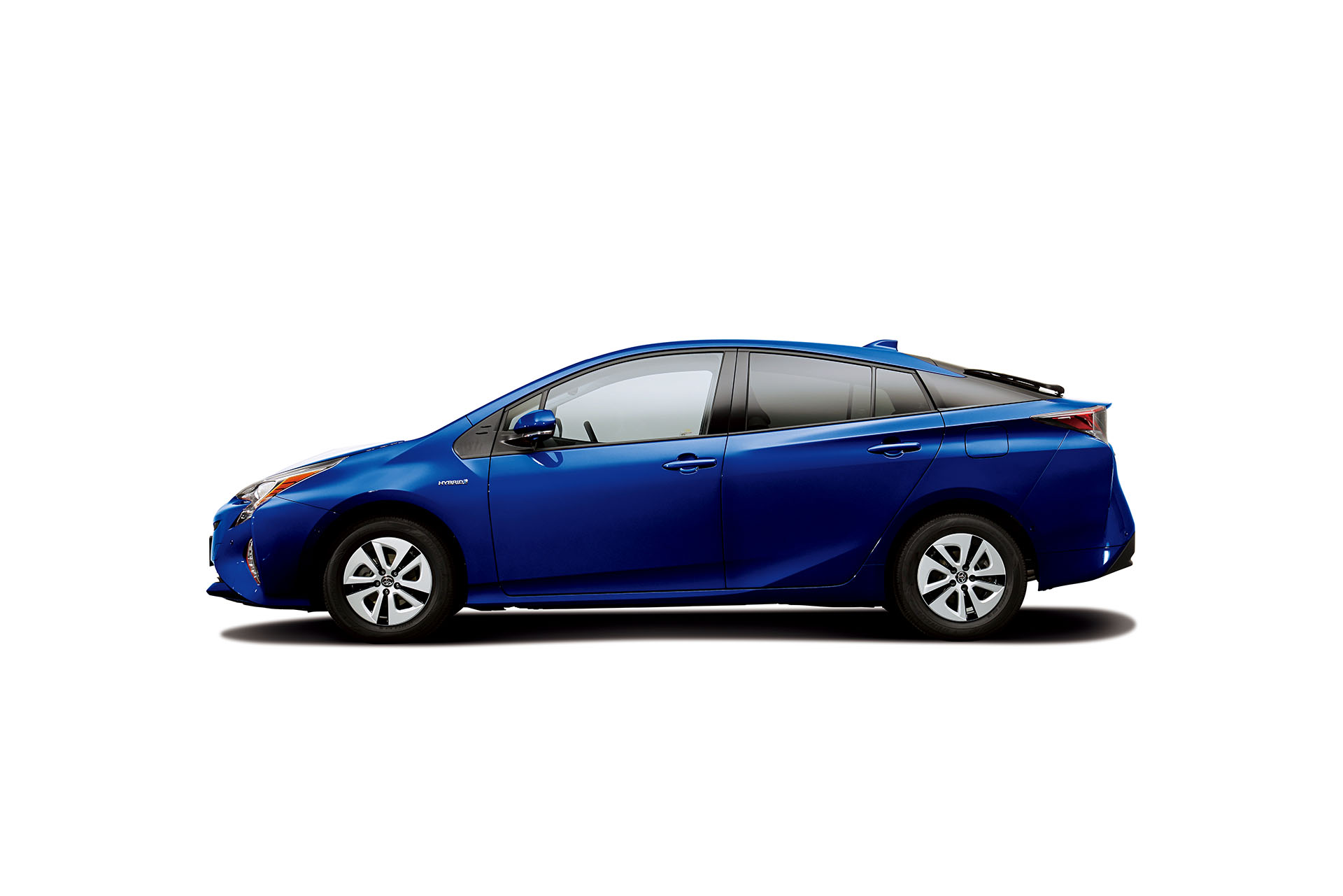 new_prius_22 画像｜国内向け新型プリウスの外観デザインとサイズはどうなる？ | clicccar.com