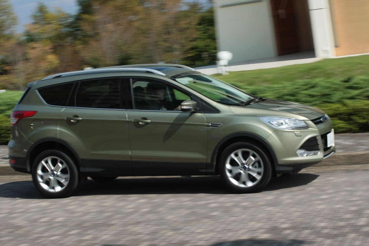 20151006 Ford Focus Expolore209 画像｜フォード・クーガの俊敏な走りは大きな魅力 | clicccar.com