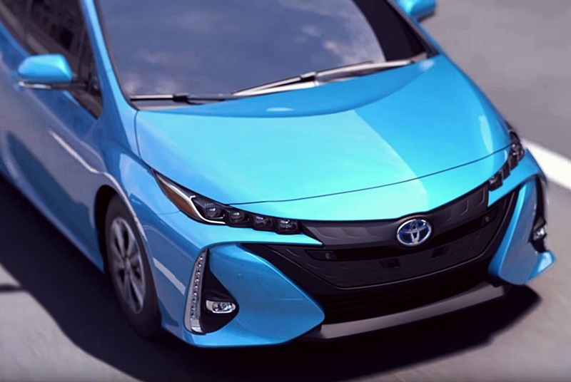 TOYOTA_PRIUS_PHV 画像｜経産省がEV・PHVの普及促進で「ロードマップ」を公表！ | clicccar.com