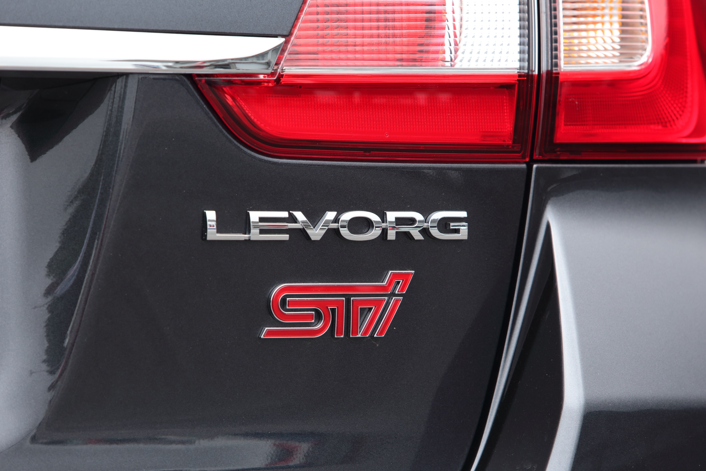 SUBARU_LEVORG_STI_03 画像｜ターゲットは輸入ワゴン!! 走りの良さは世界基準に ─ スバル「レヴォーグSTI Sport ...
