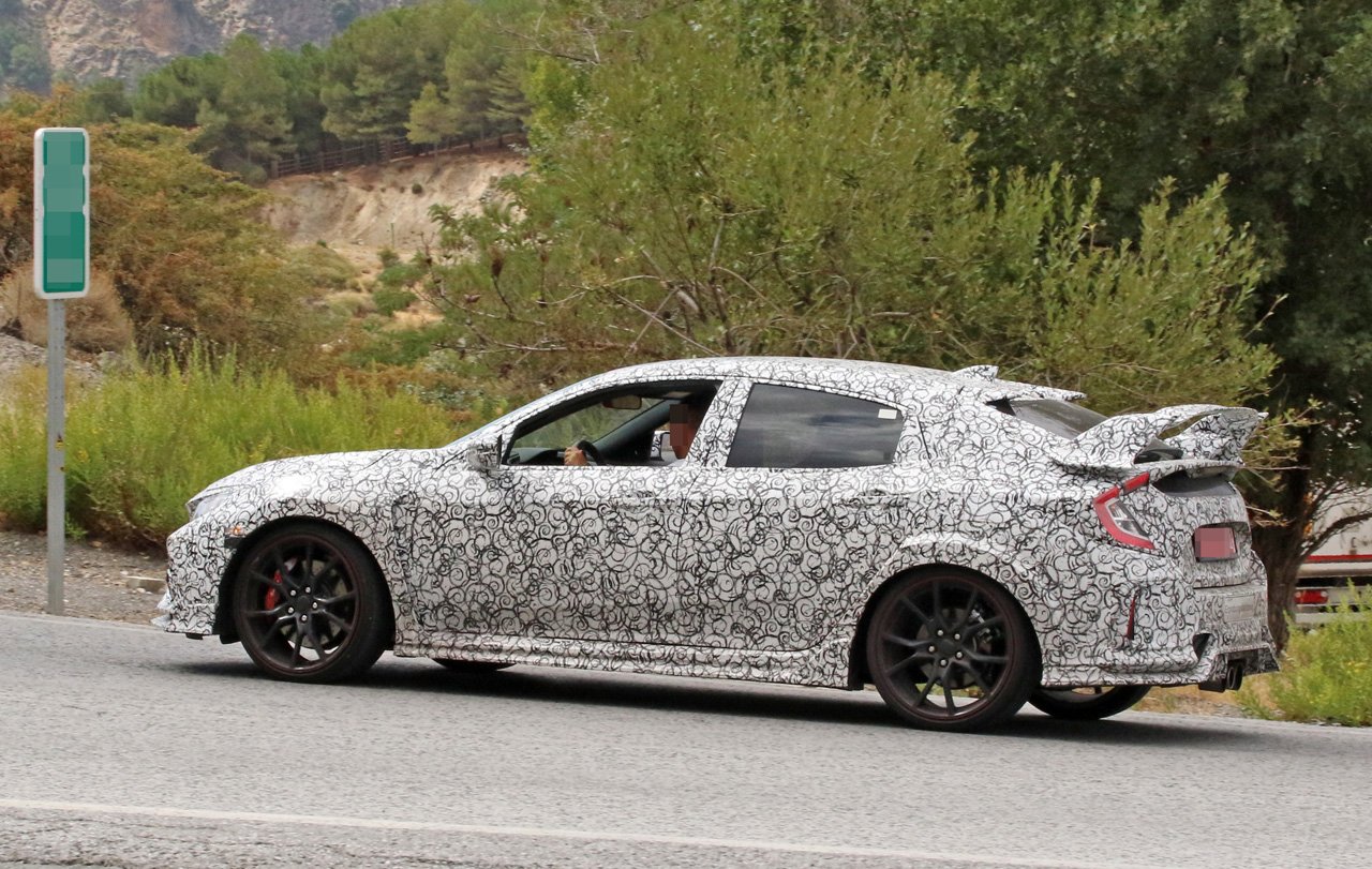 Honda Civic Type R 6 画像｜ホンダ シビック「Type R」新型、パリでサプライズ公開か!? | clicccar.com