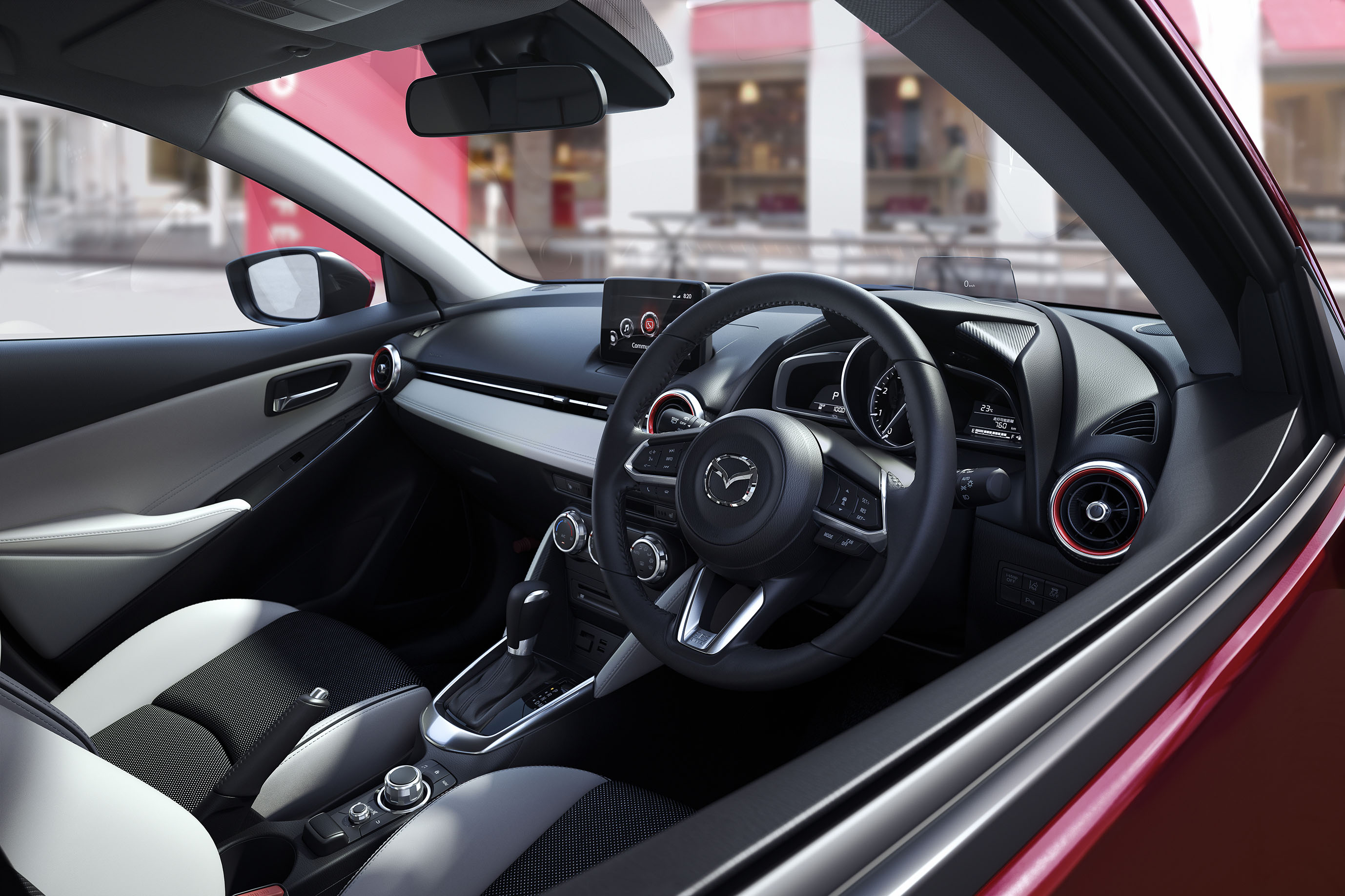 mazda_demio_5 画像｜マツダ・デミオの内装は「大人の上質さ」がテーマ | clicccar.com