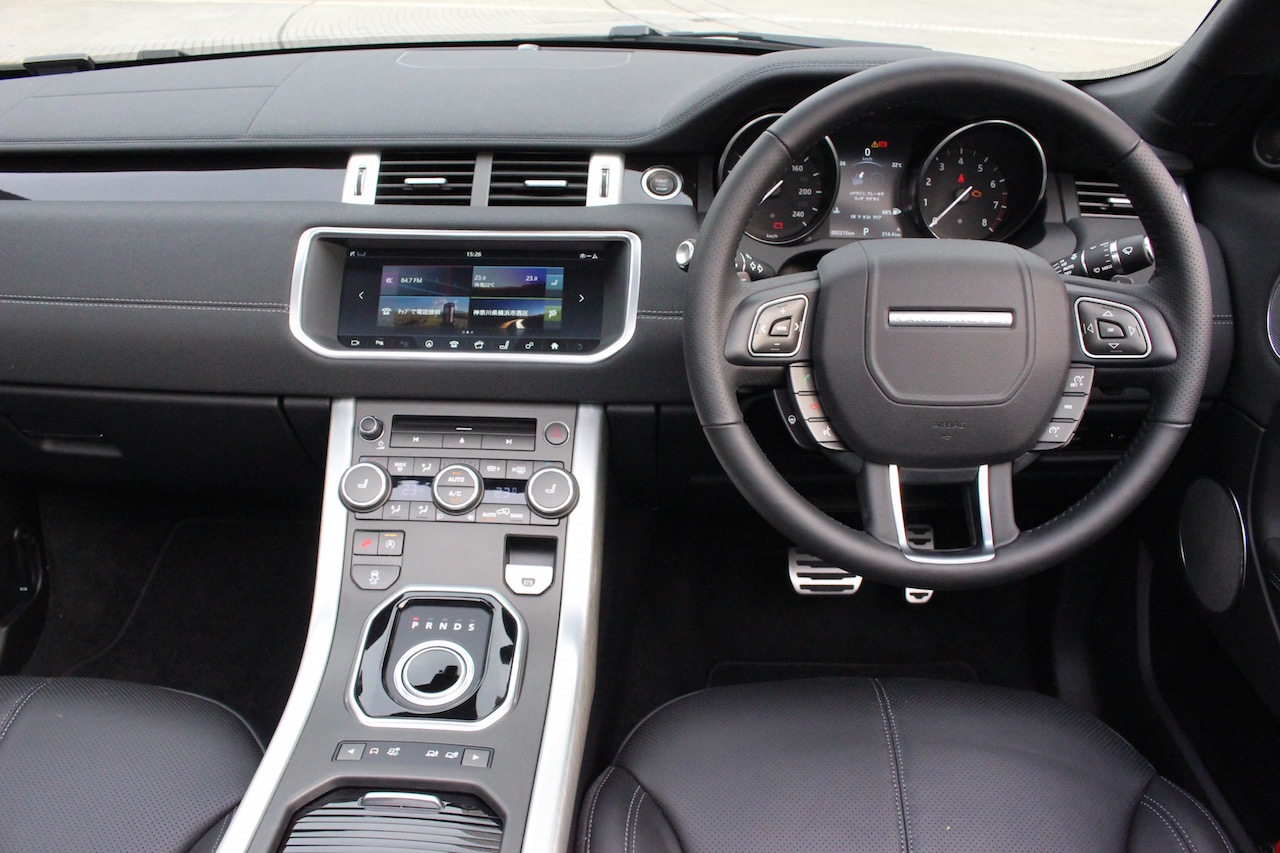 range_rover_evoque_010 画像｜オープンにするだけで楽しさが倍増するイヴォーク・コンバーチブル | clicccar.com