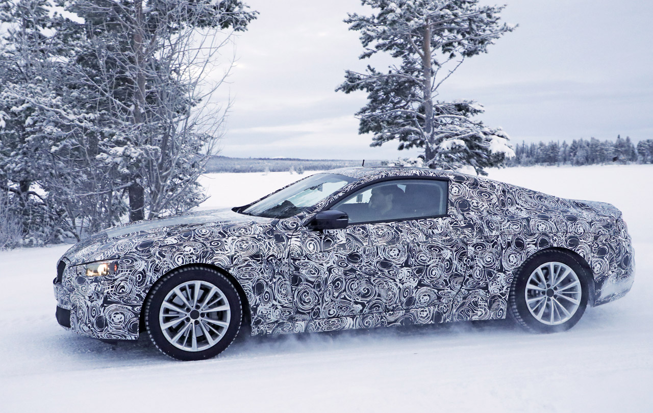 bmw-6-8-coupe-winter-5 画像｜BMWの新型8シリーズクーペは「世界一美しいルーフ」を継承する！ | clicccar.com