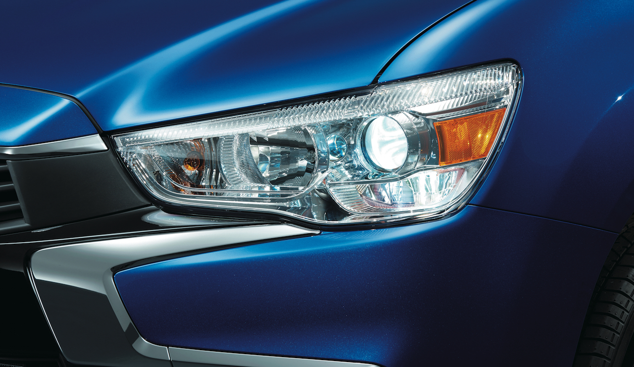 1702_RV_19_HID Headlight 画像｜三菱・RVRが「ダイナミックシールド」で精悍な顔つきに | clicccar.com