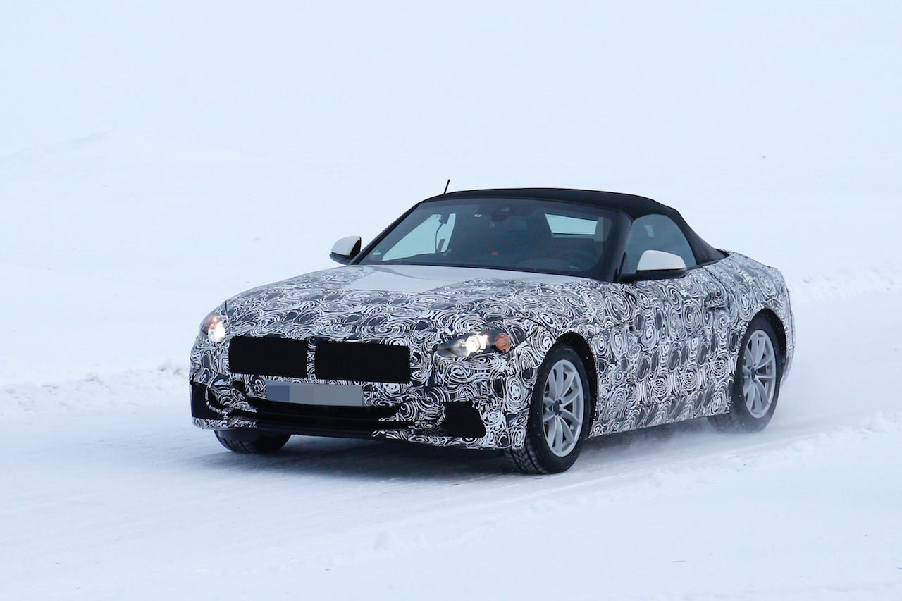 bmw-z5-002 画像｜デザイン見えた！トヨタ×BMW共同開発「Z5」新プロトタイプ、豪雪を走り抜く | clicccar.com