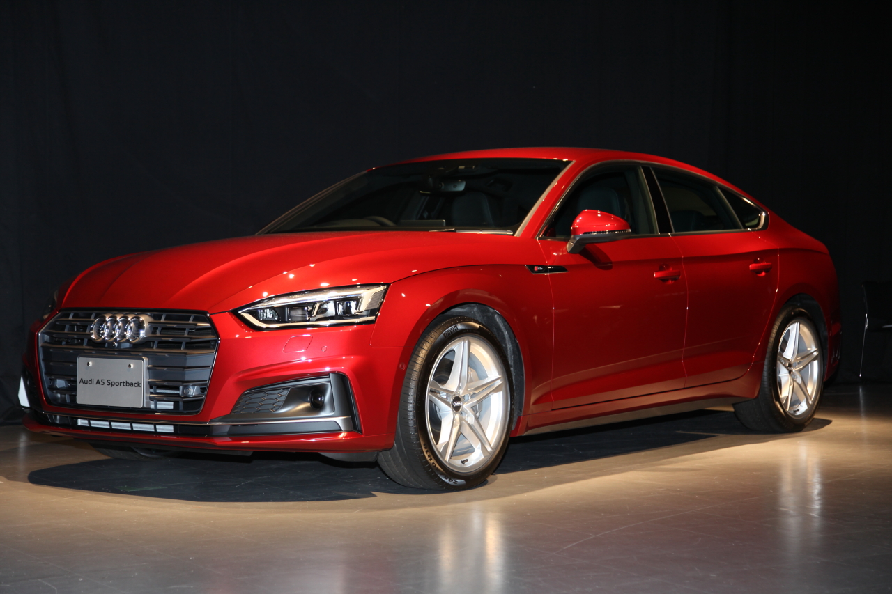 20170404Audi A5_006 画像｜アウディA5クーペ／スポーツバック／カブリオレがフルモデルチェンジ、FFモデルを新設定してエントリー価格は546万円から | clicccar.com