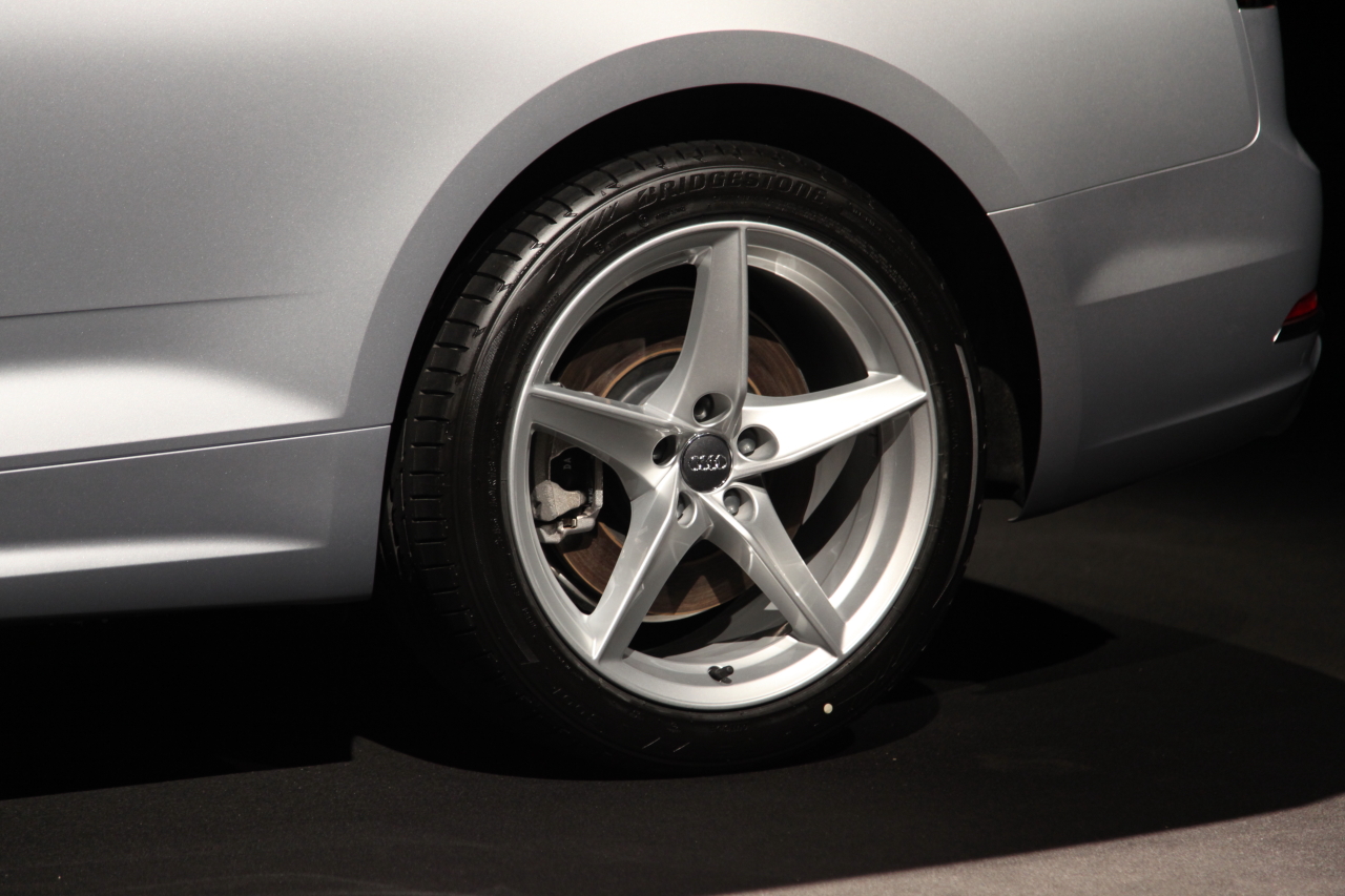 20170404Audi A5_011 画像｜アウディA5クーペ／スポーツバック／カブリオレがフルモデルチェンジ、FFモデルを新設定してエントリー価格は546万円から | clicccar.com