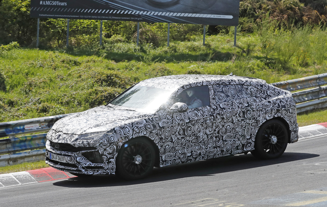 Lamborghini Urus Ring 5 画像｜最速の座は譲れない！ランボルギーニ・ウルス、2018年春にニュルSUV最速へ挑戦 ...