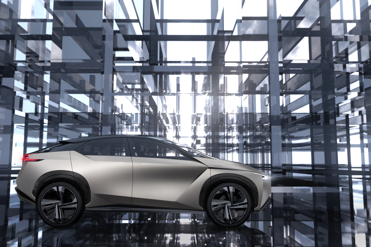 EMBARGO Mar. 6 - 9am CET - Nissan IMx KURO concept vehicle exterior ...
