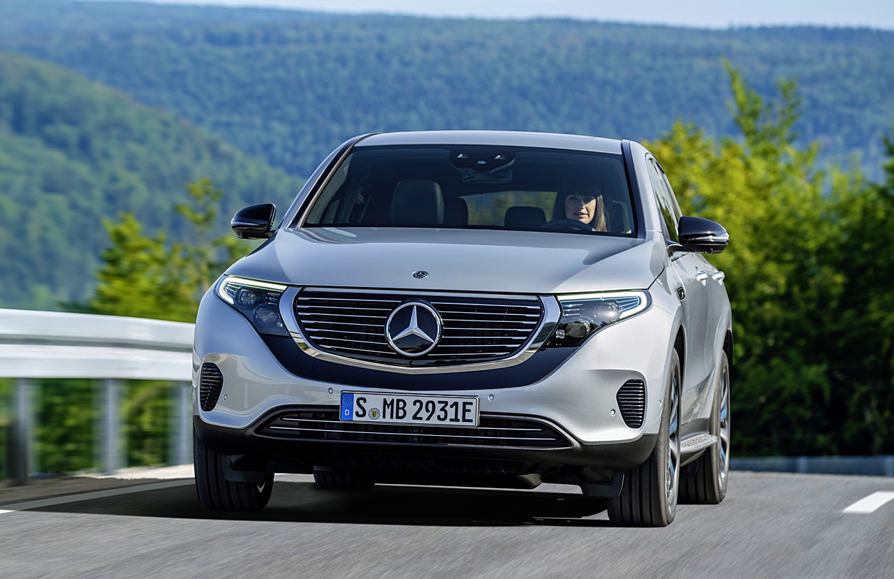 ついに新型EV「EQC」がメルセデス・ベンツから登場！2019年上半期から生産へ | clicccar.com