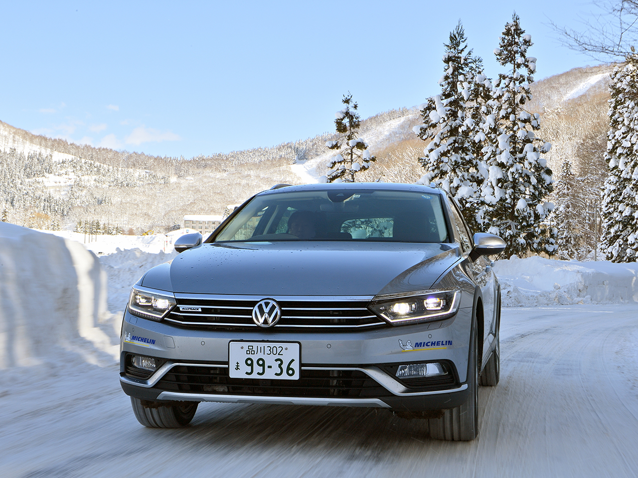 VWJ-snowdrive2019_official_9217 画像｜スタッドレスタイヤはなぜ氷雪路を走れるのか？ 雪氷路面用タイヤを知る ...