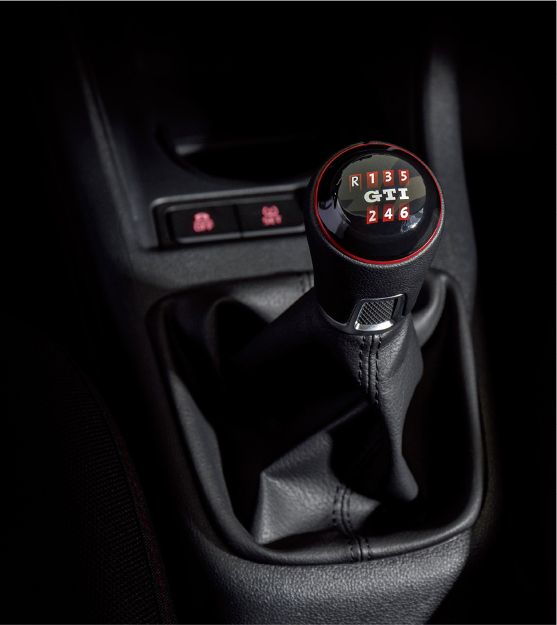 vw_up!16 画像｜【新車】フォルクスワーゲンのスモールハッチモデル「up! GTI」が再登場！ | clicccar.com