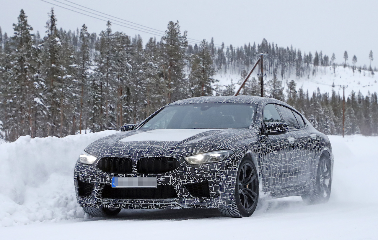 BMW M8 GC 3 画像｜年内にも初公開？ BMW・M8ファミリーの第3弾、630馬力の「グランクーペ」をキャッチ | clicccar.com