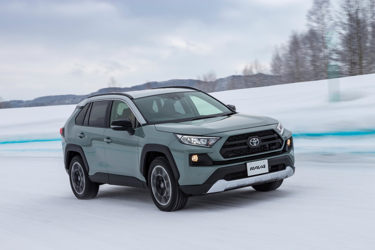 20190302_TOYOTA RAV4_024 画像｜【TOYOTA新型RAV4試乗】トヨタRAV4の『4』に込められた4WDの強い意志が ...
