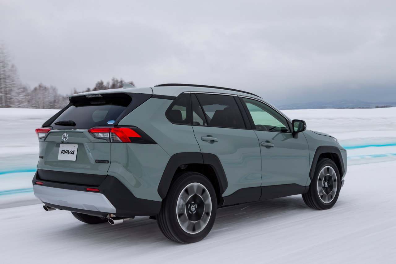 20190302_TOYOTA RAV4_025 画像｜【TOYOTA新型RAV4試乗】トヨタRAV4の『4』に込められた4WDの強い意志が ...