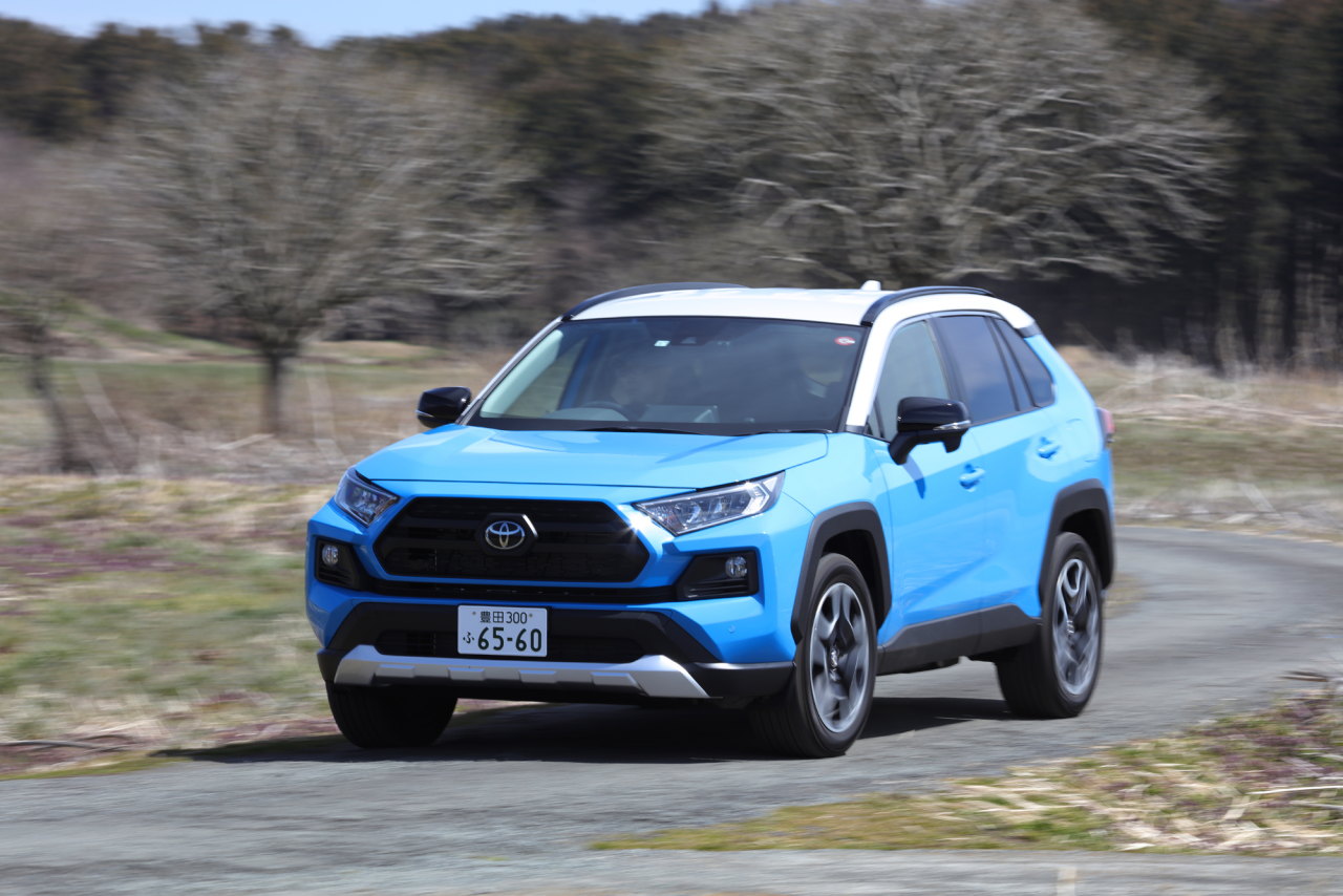 20190405_RAV4_025 画像｜【新型トヨタ・RAV4 デビュー】「ダイナミックフォースエンジン」を積む2.0Lガソリンのオンロード ...