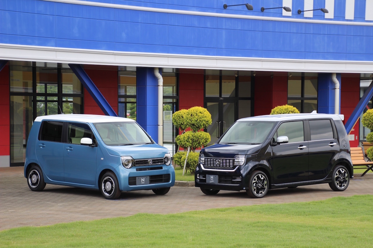 HONDA_N-WGN_16 画像｜【新型ホンダN-WGN登場】テレスコピック機構の採用で改善したドラポジ、使いやすい荷室やポケッテリア、広い後席が美点 | clicccar.com