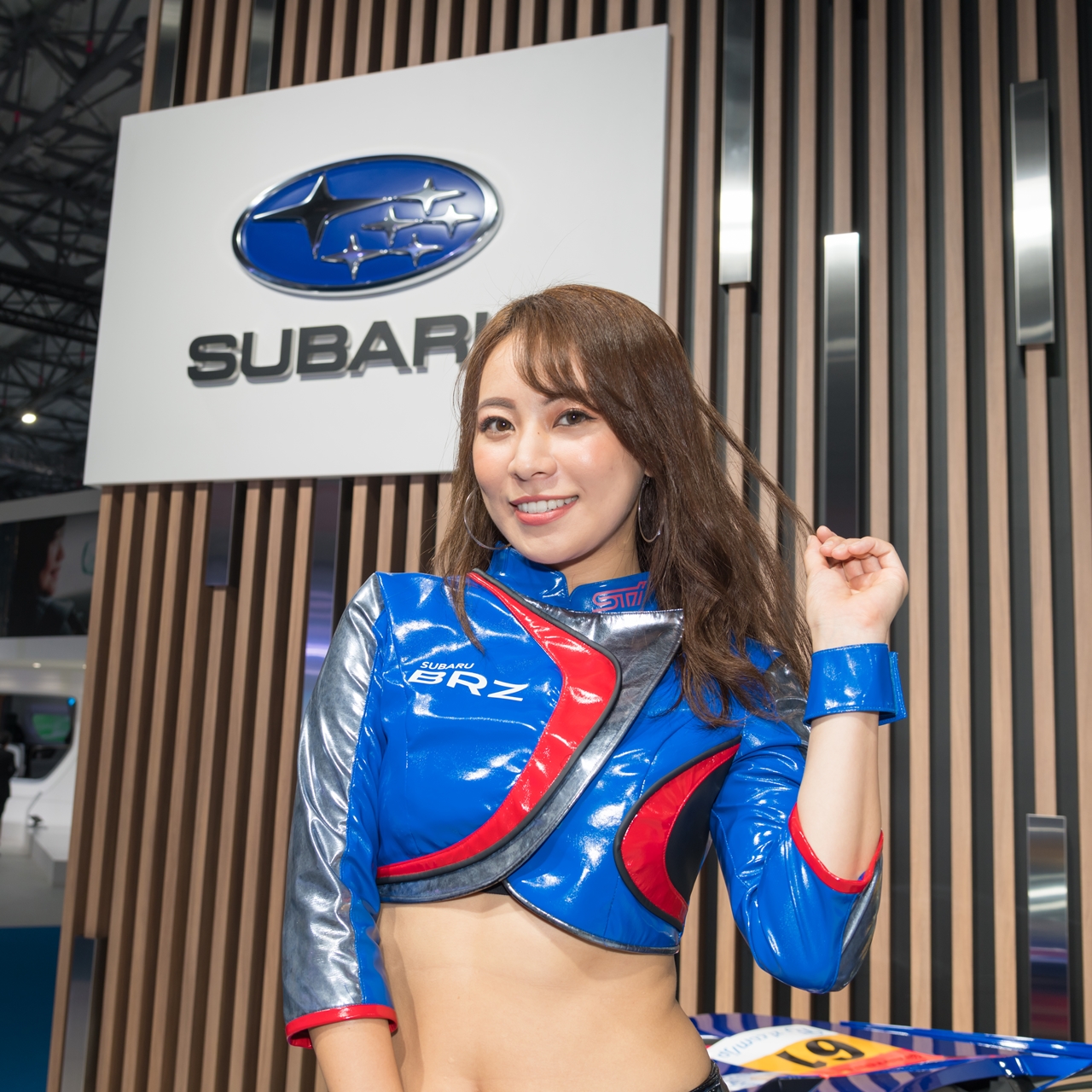 tms2019_subaru_breeze_rq017 画像｜カッコイイ系レースクイーン・スバルBREEZEのメンバーたち【東京モーターショー ...
