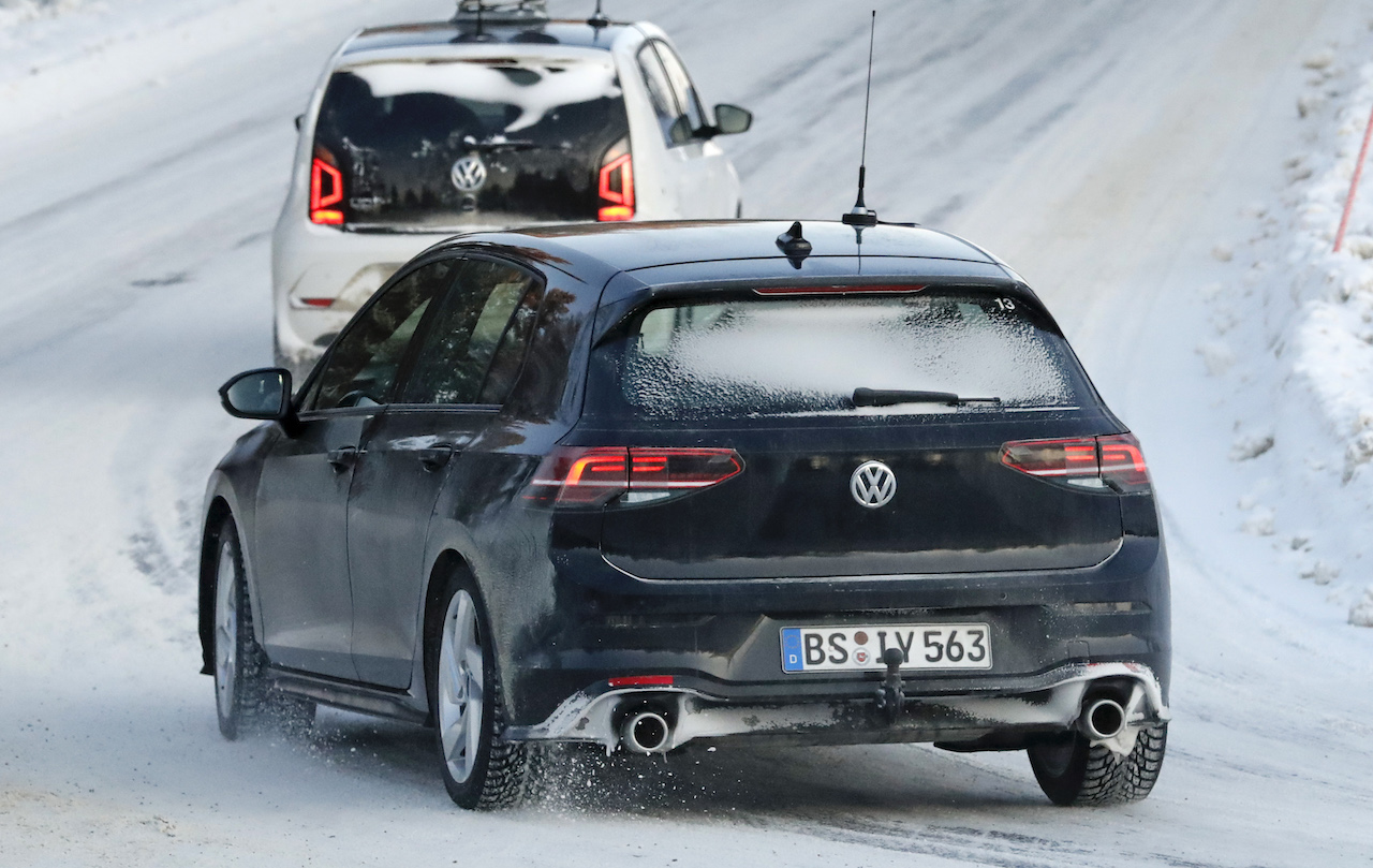 VW Golf GTI 10 画像｜新型ゴルフGTIは最大290馬力に。デビューは2020年3月？ | clicccar.com