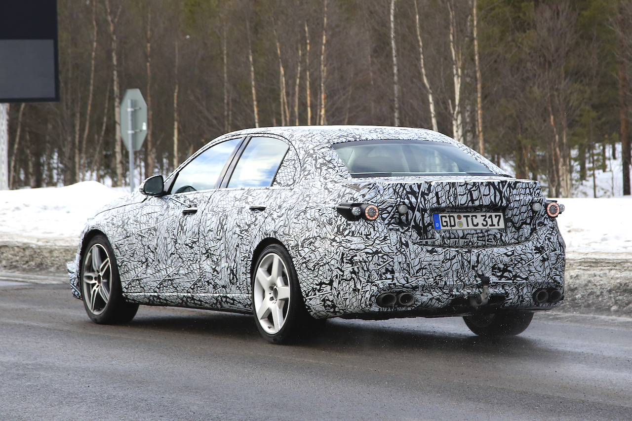 Mercedes-AMG C53 (17) 画像｜新型メルセデス・ベンツ Cクラスに初の「AMG C53」登場へ！ プロトタイプをキャッチ ...