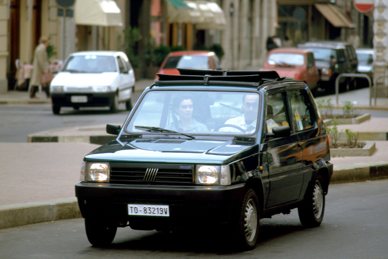 Fiat_Panda_1st_051515 画像｜フィアット パンダが40年間750万台も愛され続けたワケとは？ 初代〜3代目最新パンダ ...