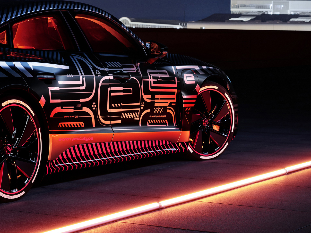 2021-audi-e-tron-gt-54 画像｜最強モデル「RS」も設定へ。アウディEVスポーツ「e-tron GT」プロトタイプが公式 ...