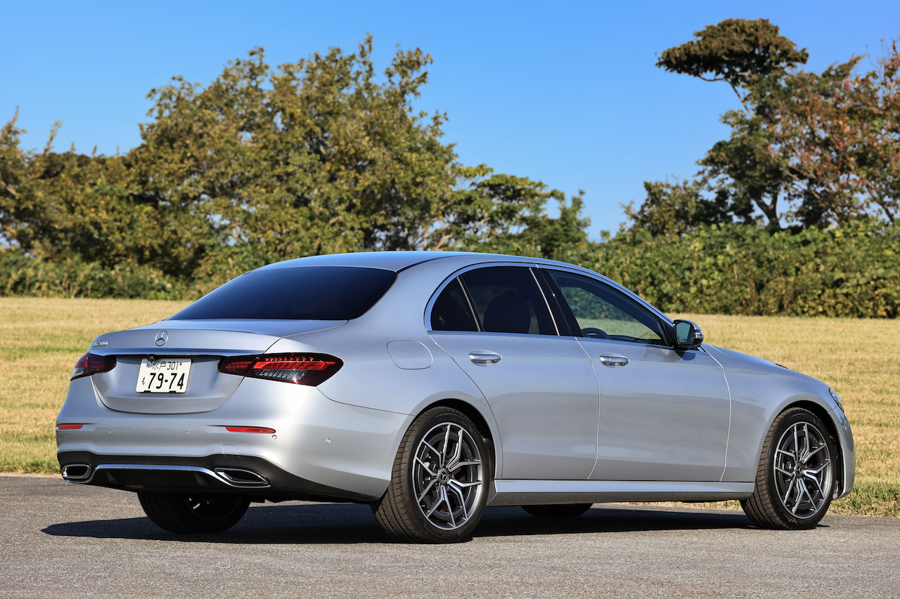 Mercedes_Benz_Sedan_20201116_3 画像｜新型メルセデス・ベンツ EクラスのAR（拡張現実）ナビの完成度は ...